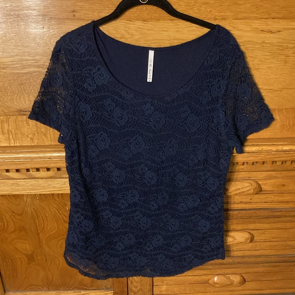 Leo & Nicole | Tops | Leo Nicole Navy Cottagecore Prairie Style ...